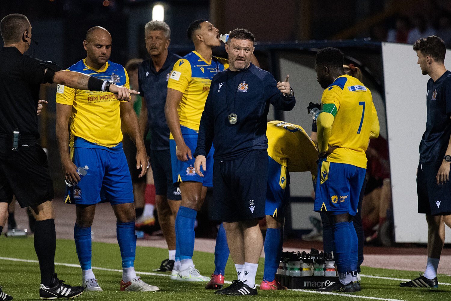 Chesterfield Departs Jenner Park - Barry Town United